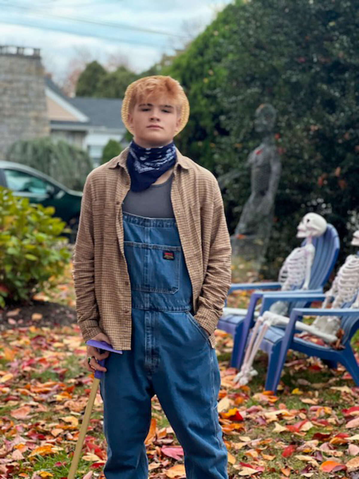 DIY Family Costume: Alien Abduction | Fairfield Connecticut Artist